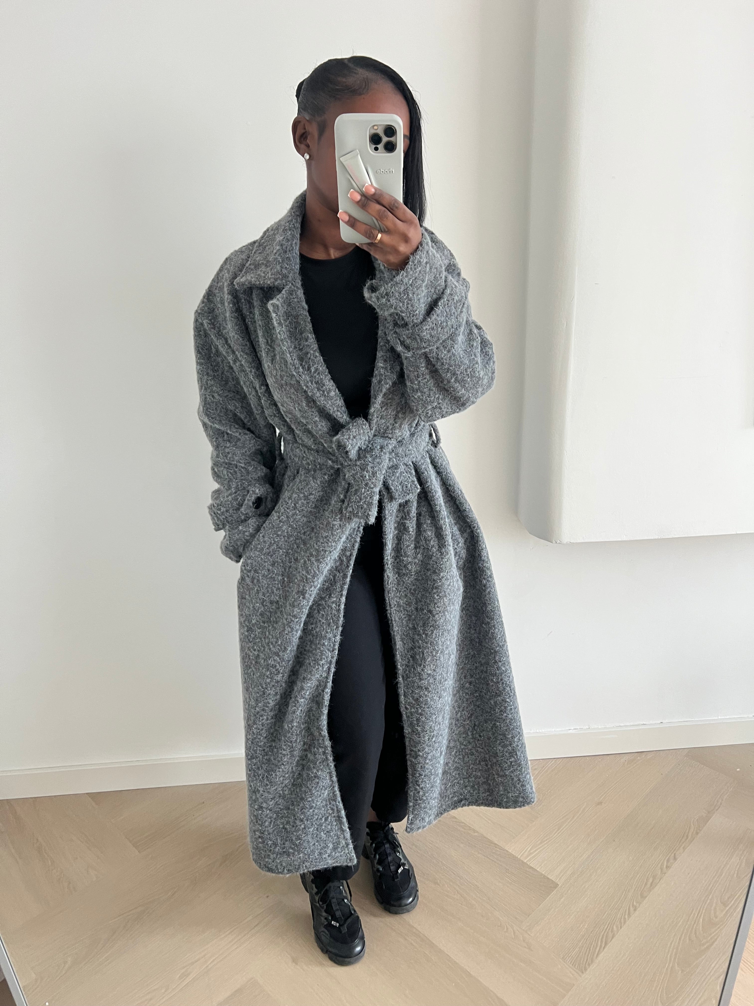 Frost Coat – OHLUXEDOLLS